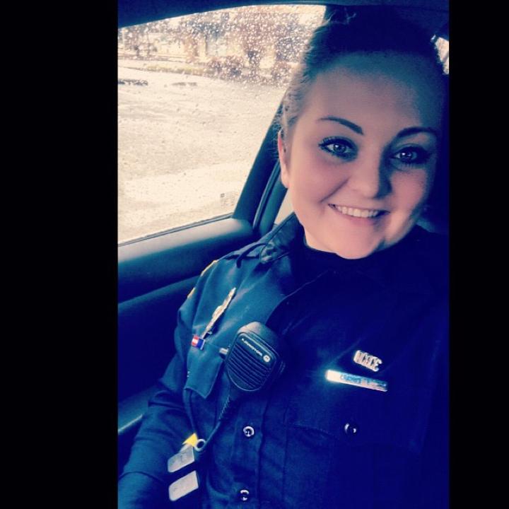 Carlee Beth - @ carlsjr719 TikTok تحليلات | الملف الشخصي ومقاطع الفيديو ...