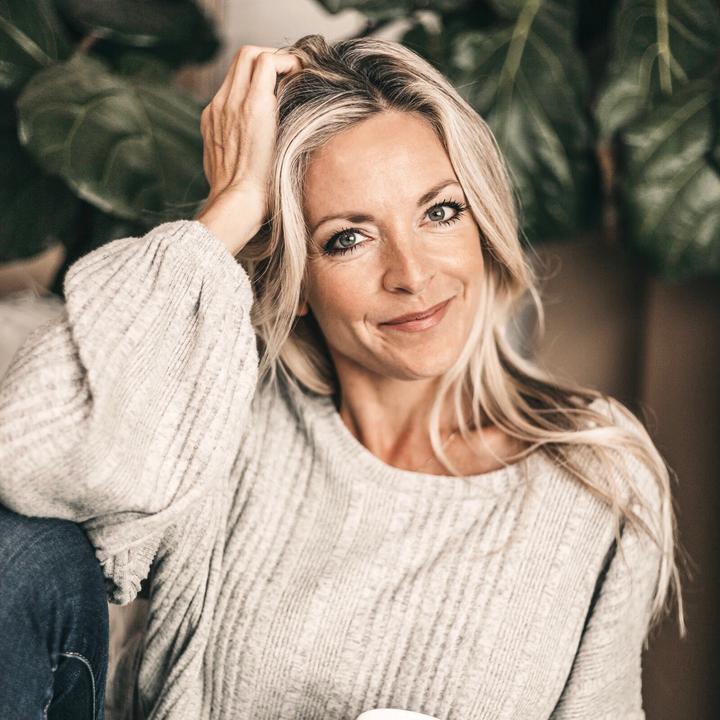 Kim Challan- @kimchallan TikTok 分析|プロフィール、動画、ハッシュタグ | Exolyt