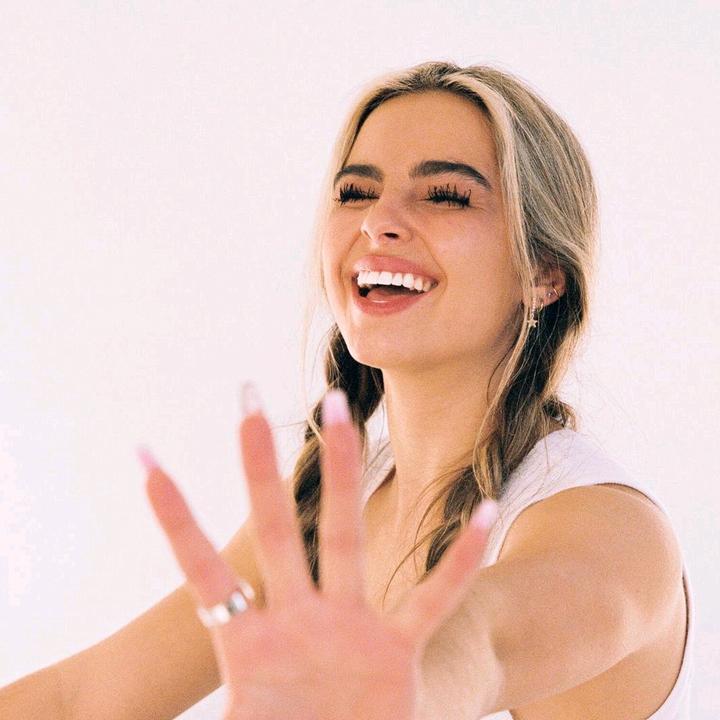 addison rae- @addinsonre TikTok 分析|プロフィール、動画、ハッシュタグ | Exolyt