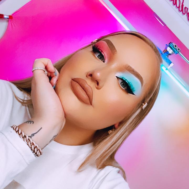 nikkietutorials - @nikkietutorials TikTok Analytique | Profil, vidéos ...