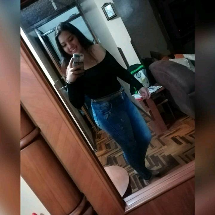 Stephanie Paez- @stephaniepaez2 TikTok 分析|プロフィール、動画、ハッシュタグ | Exolyt