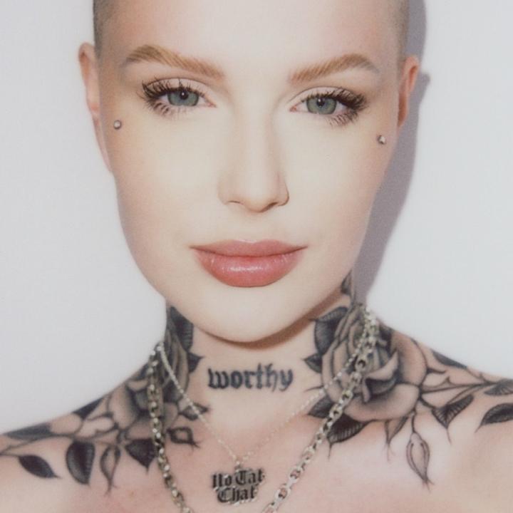 Baby ️ - @embodoe TikTok Analytics | Profile, videos & hashtags | Exolyt