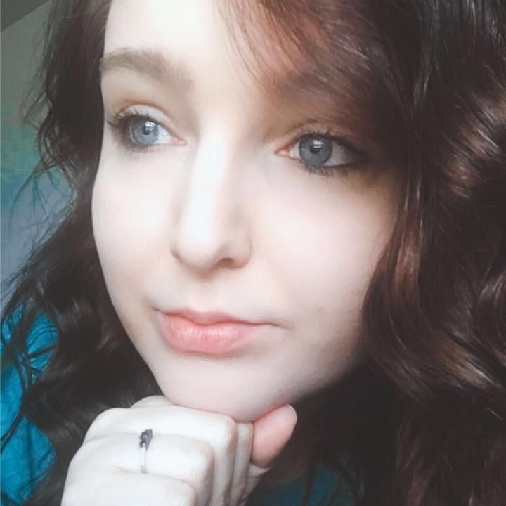 Cassie 🦊 - @illuminaughti Perfil, vídeos & hashtags no TikTok Analytics ...