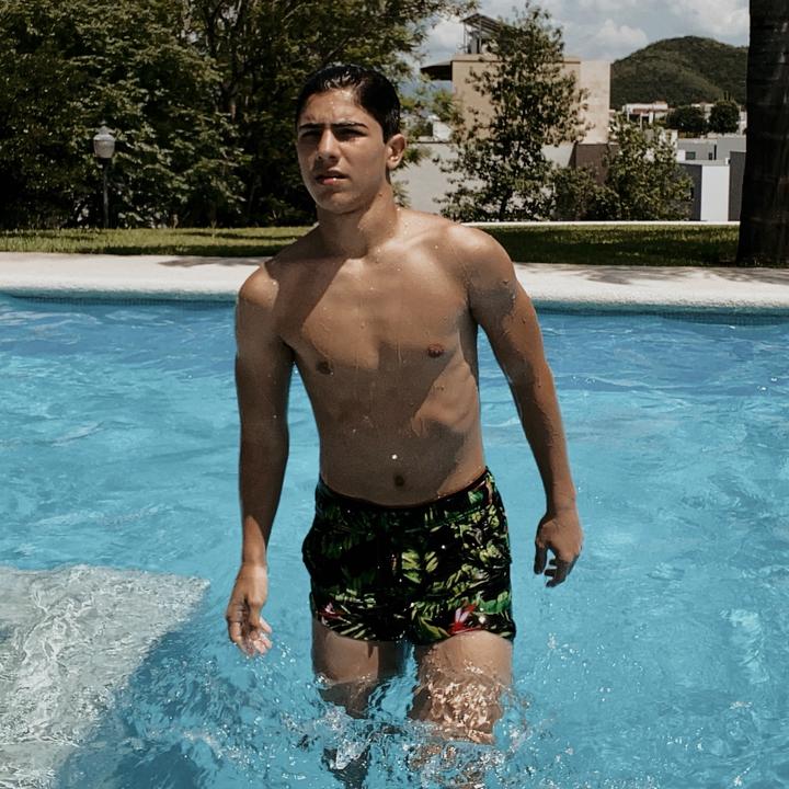 Diego Granados- @diegogranadost TikTok 分析|プロフィール、動画、ハッシュタグ | Exolyt