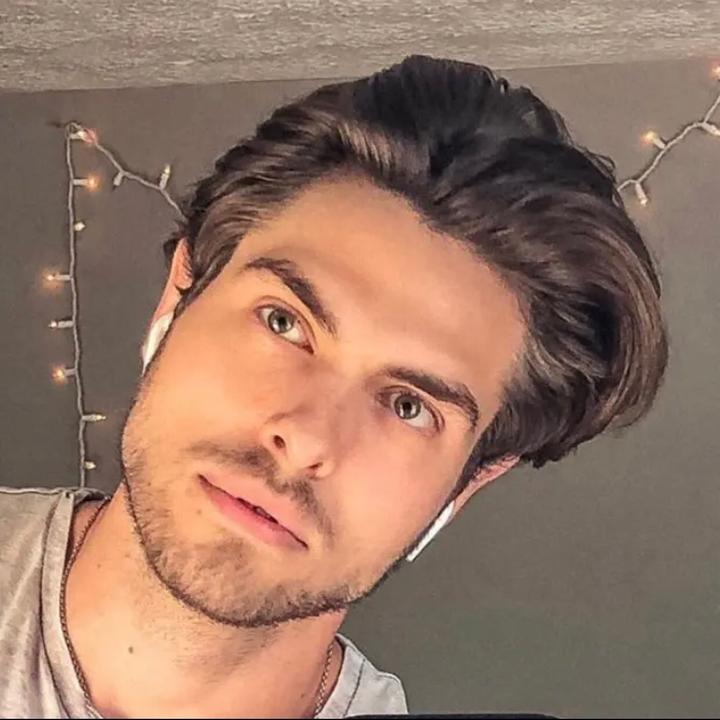 Brandon Walsh (@brandonwalsh) Official TikTok | Watch Brandon Walsh's ...