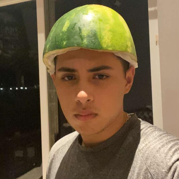 Tony yany- @tonyyany TikTok 分析|プロフィール、動画、ハッシュタグ | Exolyt