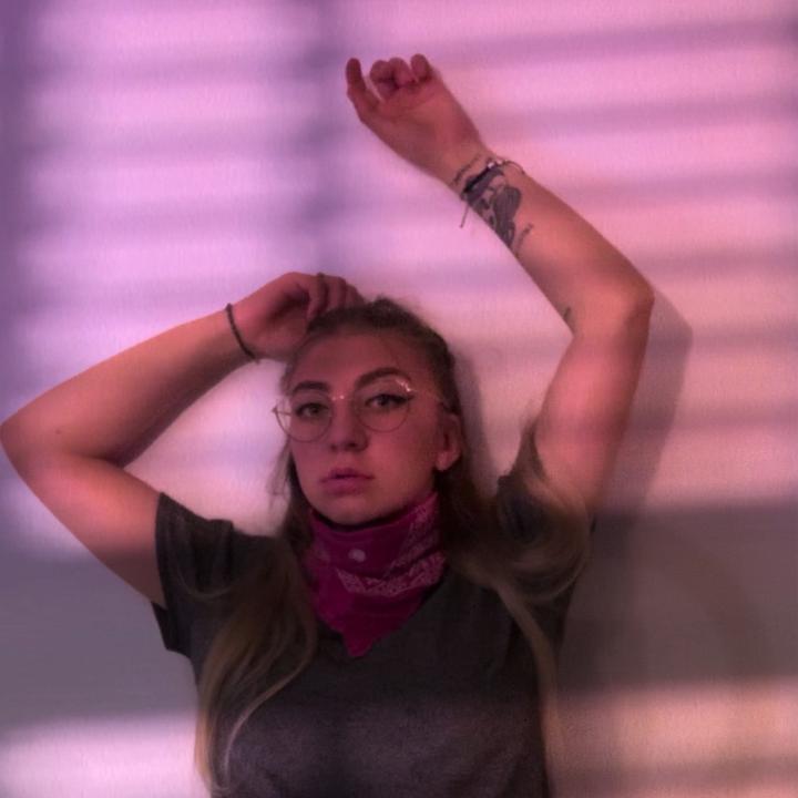 🐍 DELIA COSMINA🐍 - @deliacosminaa TikTok Analytics | Profile, videos ...