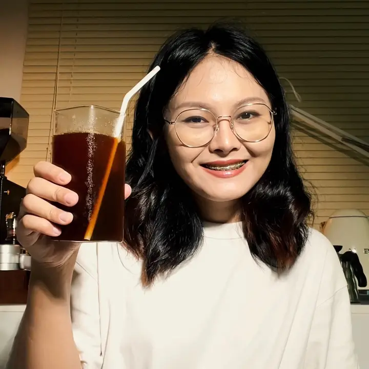 สำลี ชงกาแฟ ที่บ้าน - @cotton.samlee TikTok Analytics | Profile, videos & hashtags | Exolyt