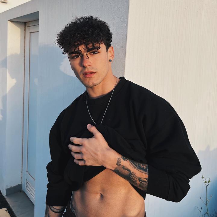 🦄 @therealyurins - Yuri Pennisi - TikTok