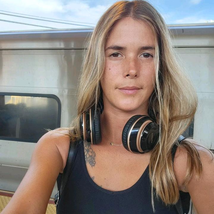 working 60 plus hours a week is making me extremely bloated. plus never ...