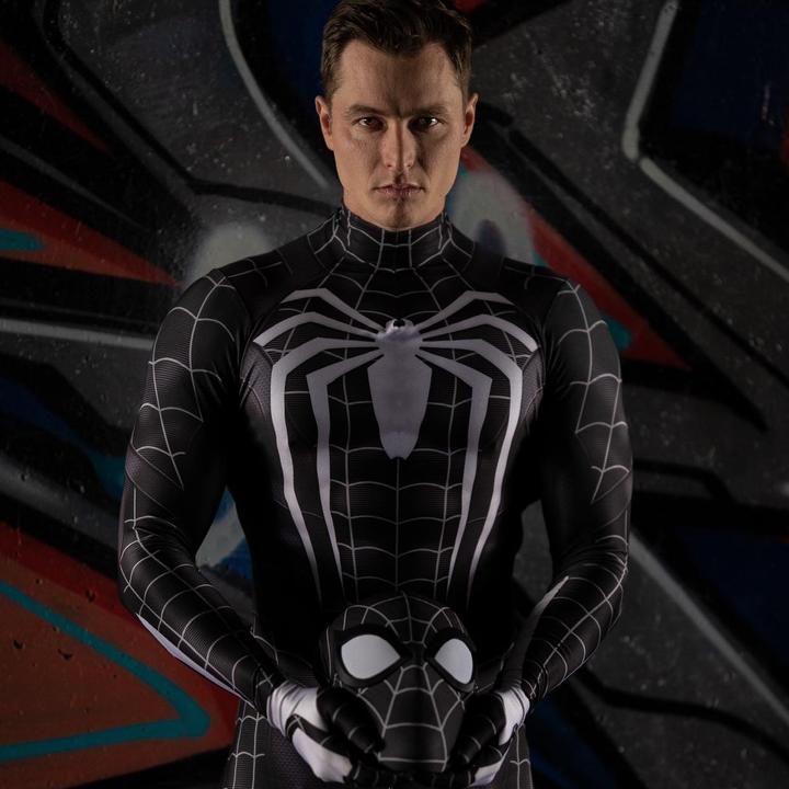 🦄 @spidermannreallife - Caleb Weeks - TikTok