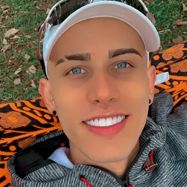 meninodostrilhos - @abnercs_011 TikTok Analytics | Profile, videos & hashtags | Exolyt