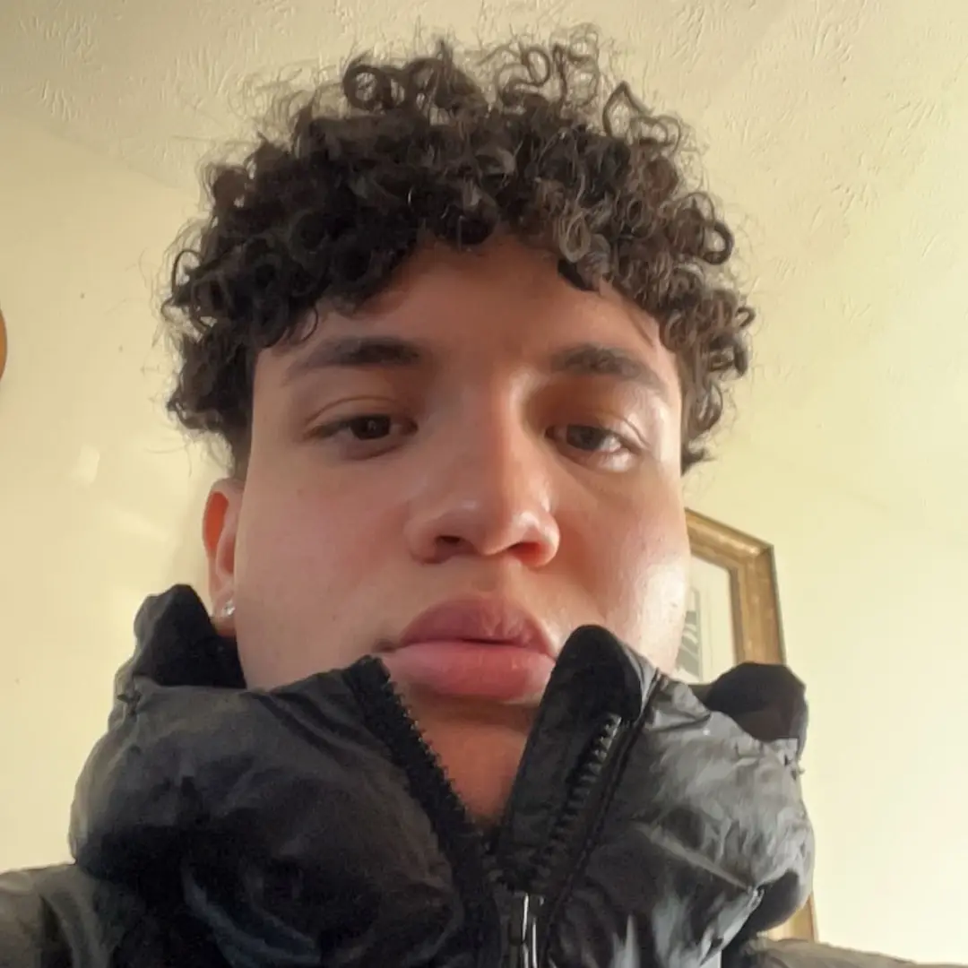 Anthony 🖤 - @gottaluvanthonyy7 TikTok Analytics | Profile, videos ...